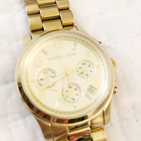 Michael Kors | Accessories | Michael Kors Midsize Runway Mk555 Wrist ...